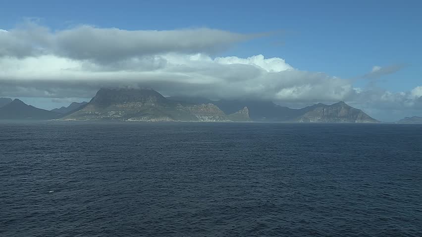 Panorama Of The Southern Cape Peninsula Mountains Near Cape Point With ...