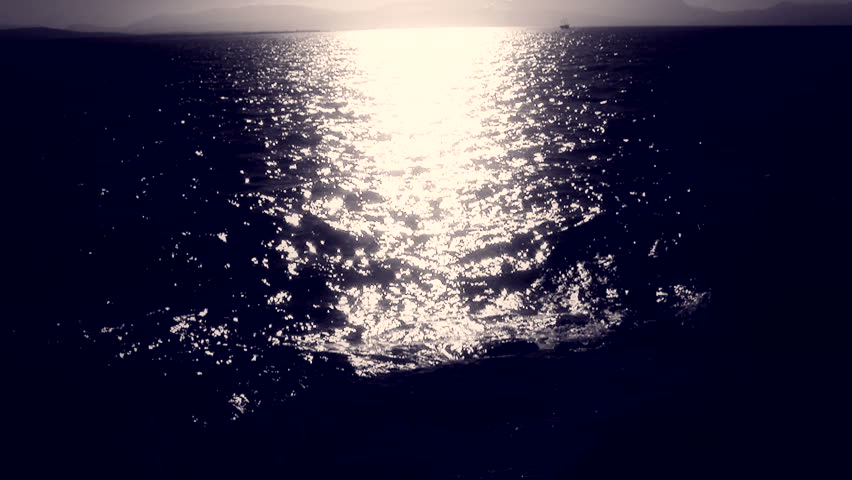 Deep Blue Moonlit Ocean At Night Stockvideoklipp 6211880 - Shutterstock