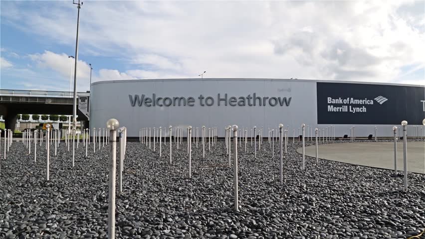 Heathrow Airport, London, UK, 25/03/2015 Zooming Onto The "Welcome To ...